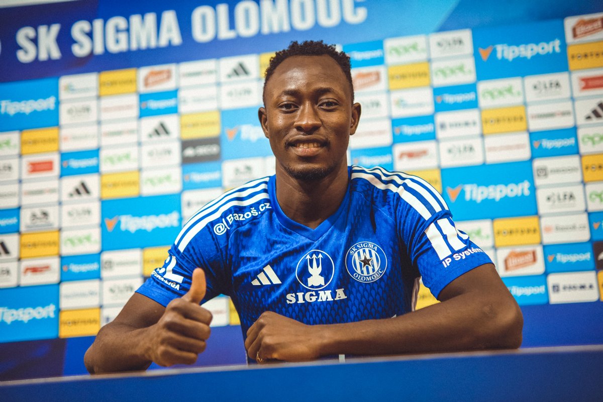 OFICIÁLNĚ: Singhateh bude na rok hostovat v Sigmě | SK Sigma Olomouc