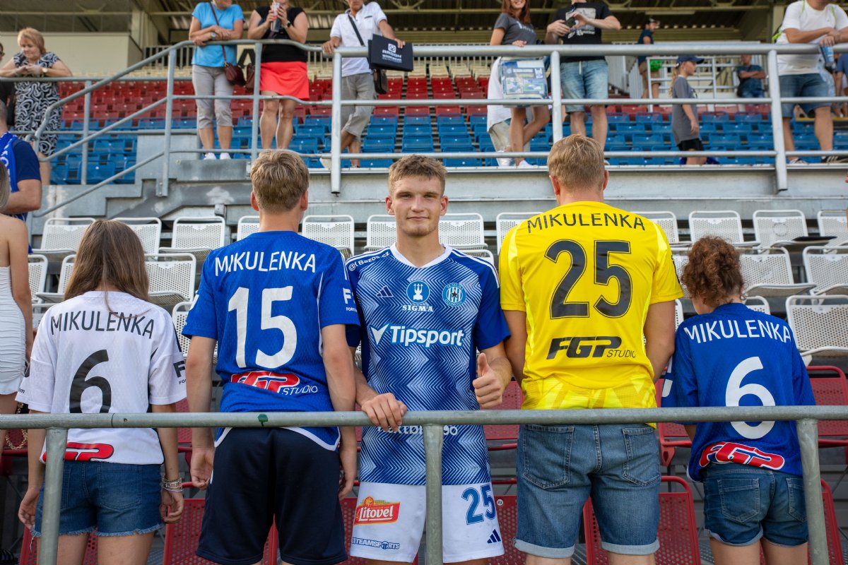 VIDEO: Zápisné za první gól? Možná celý můj plat, řekl šťastný Mikulenka | SK Sigma Olomouc